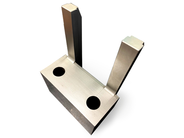 SS400の切削加工で知っておきたい材料の特徴や注意点をエースが紹介 | 株式会社エース